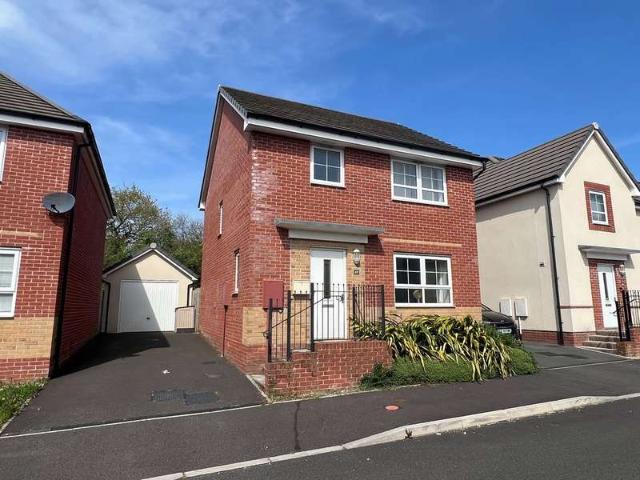 3 Bedroom Detached House