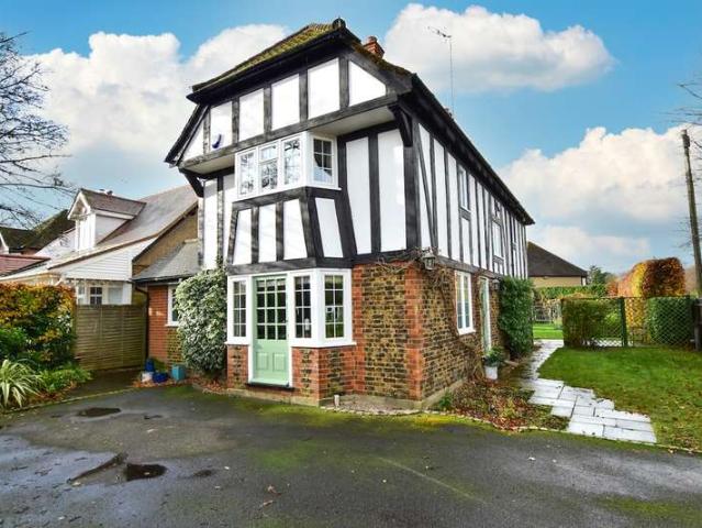 3 Bedroom Detached House