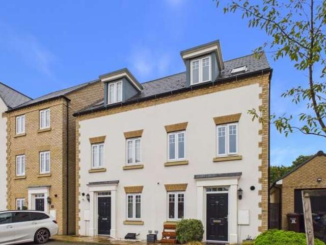 3 Bedroom Detached House