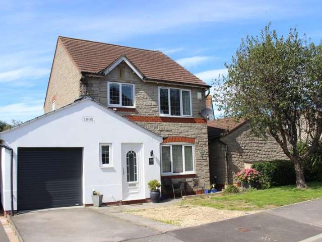 3 Bedroom Detached House