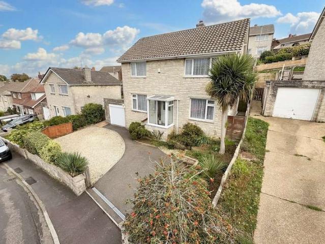 3 Bedroom Detached House