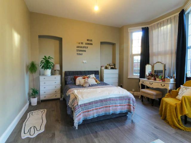 3 Bedroom Detached House
