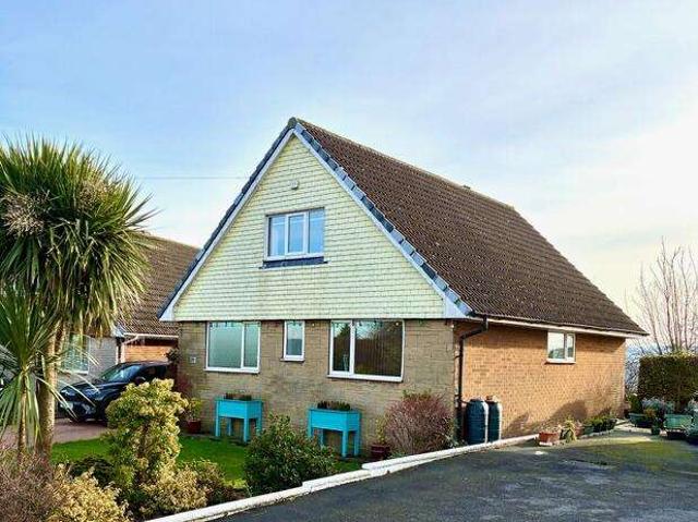3 Bedroom Detached House