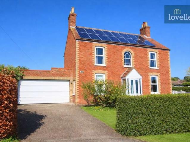 3 Bedroom Detached House