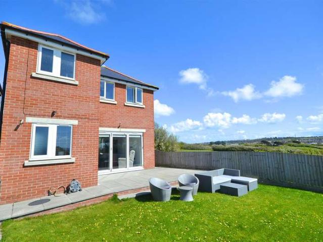 3 Bedroom Detached House