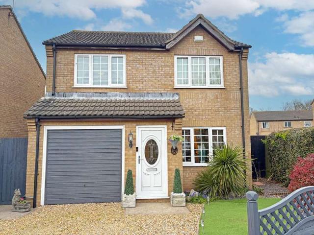 3 Bedroom Detached House