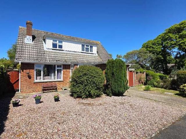 3 Bedroom Detached House