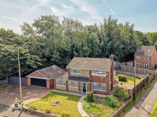 3 Bedroom Detached House