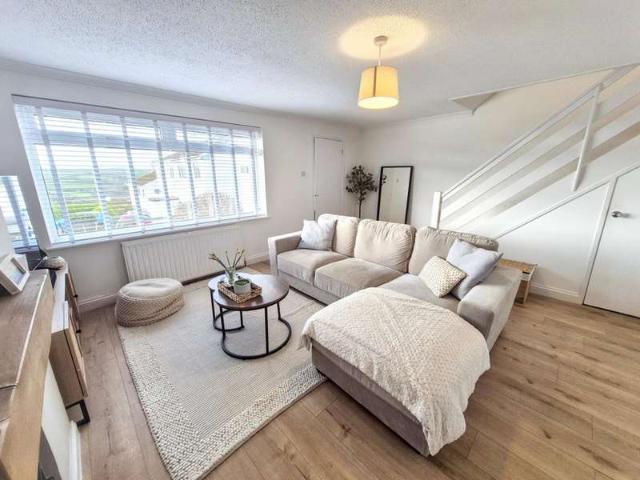 3 Bedroom Detached House