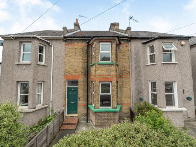 3 Bedroom Detached House