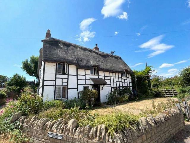 3 Bedroom Detached House