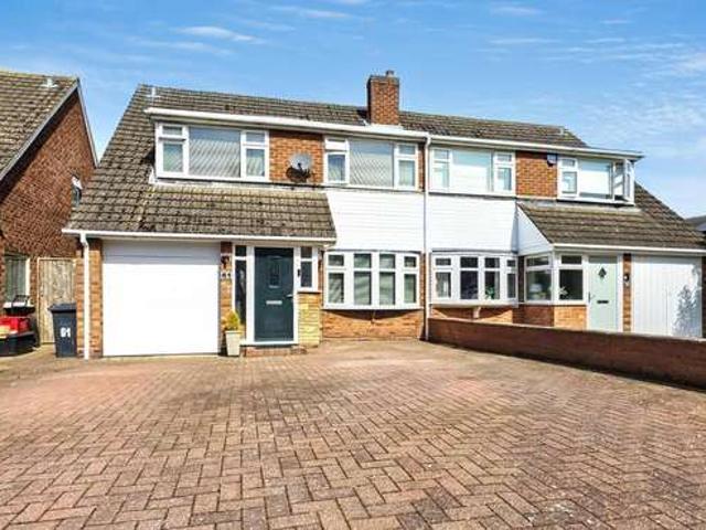 3 Bedroom Detached House