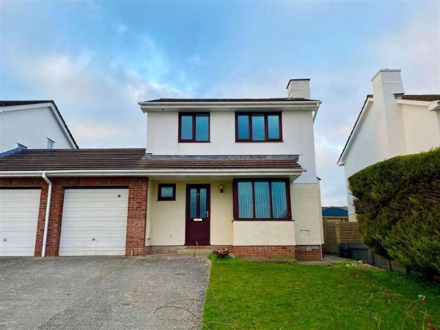 3 Bedroom Detached House