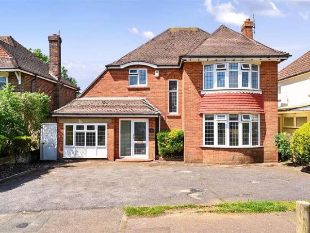 3 Bedroom Detached House