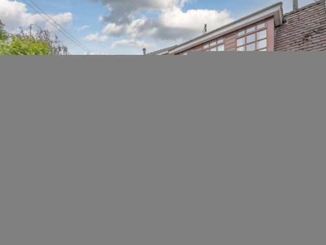 3 Bedroom Detached House