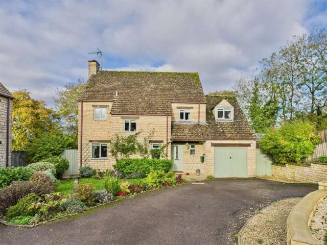 3 Bedroom Detached House