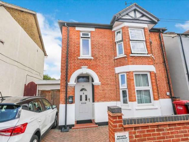 3 Bedroom Detached House