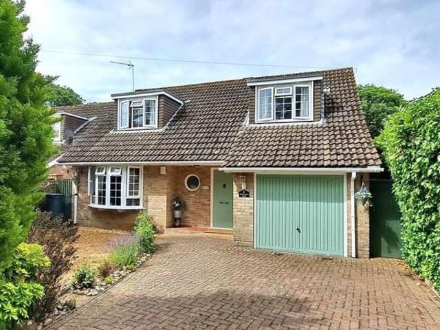 3 Bedroom Detached House