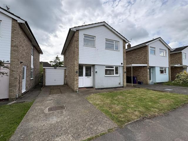 3 Bedroom Detached House