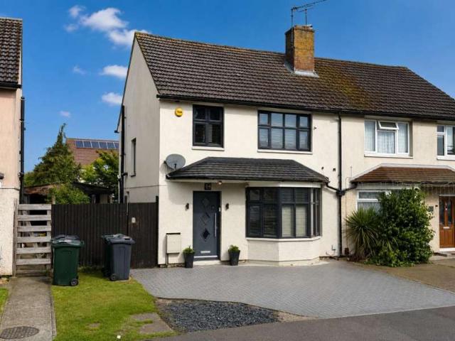 3 Bedroom Detached House