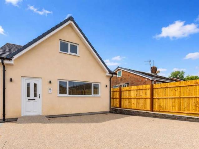 3 Bedroom Detached House