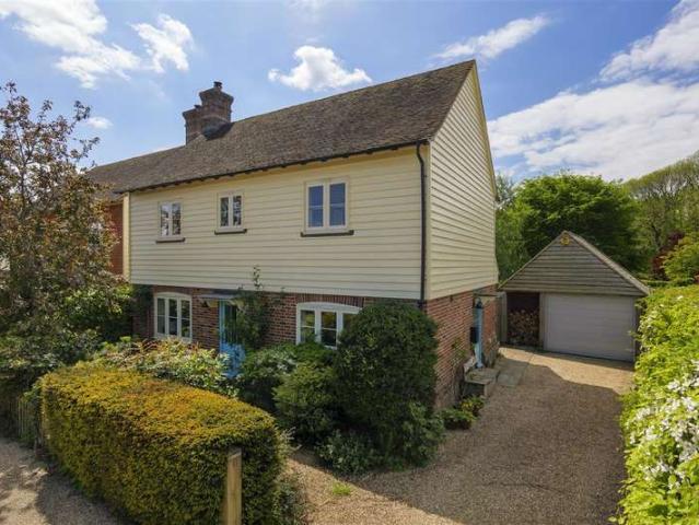 3 Bedroom Detached House
