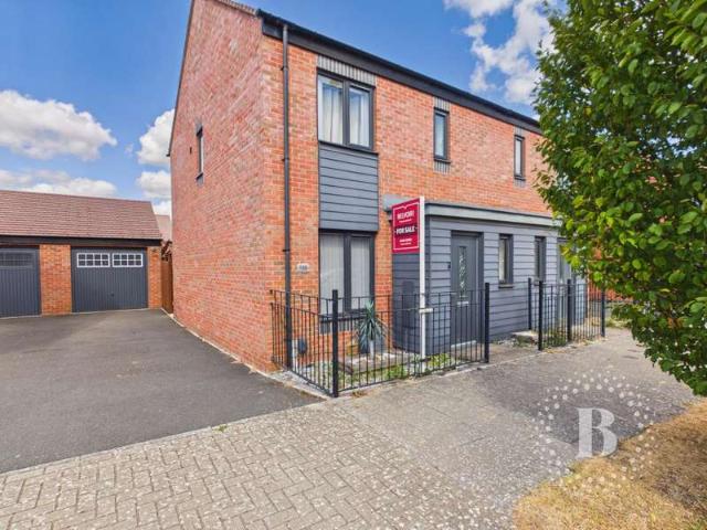 3 Bedroom Detached House