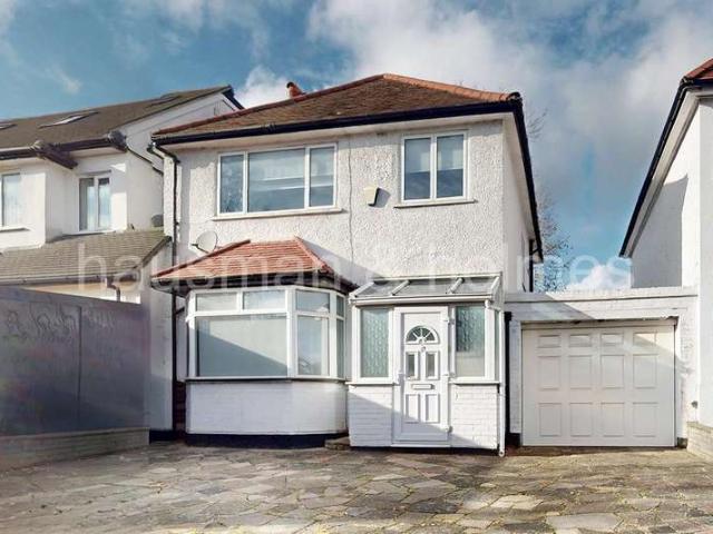 3 Bedroom Detached House