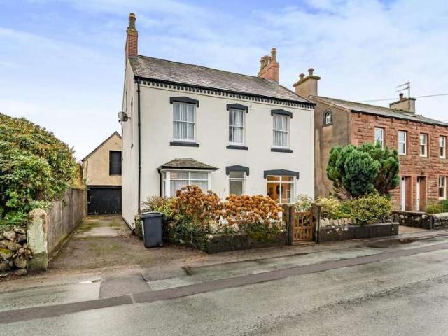 3 Bedroom Detached House