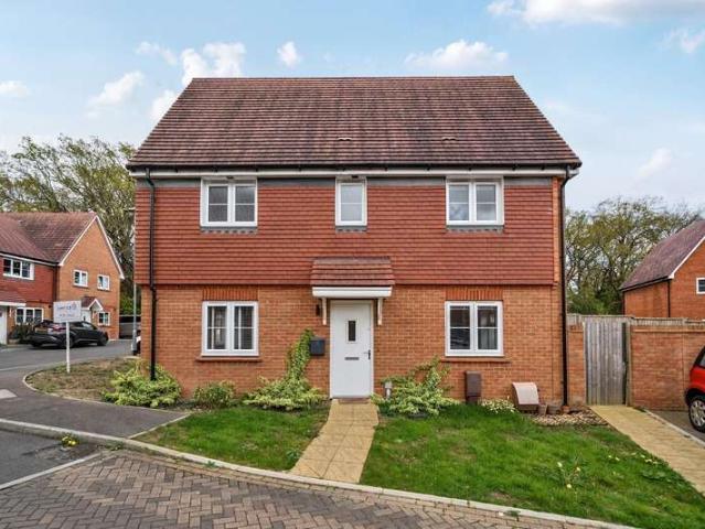3 Bedroom Detached House