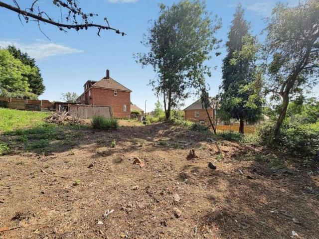 3 Bedroom Detached House
