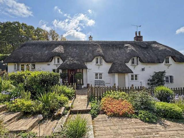 3 Bedroom Detached House