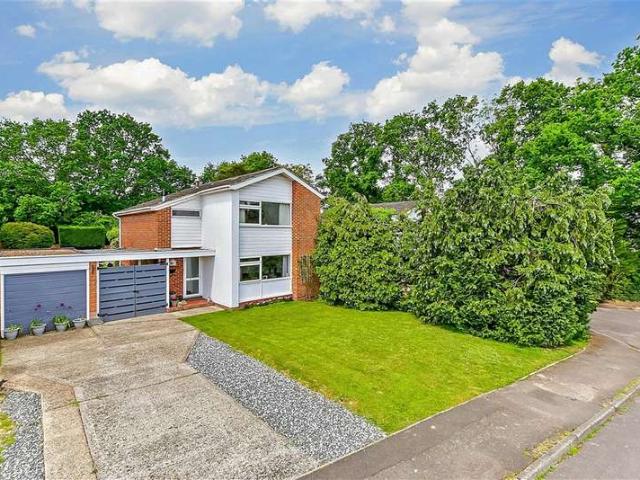 3 Bedroom Detached House