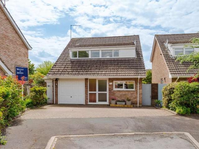3 Bedroom Detached House