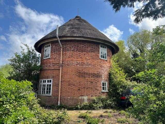 3 Bedroom Detached House