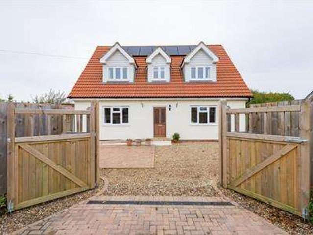 3 Bedroom Detached House