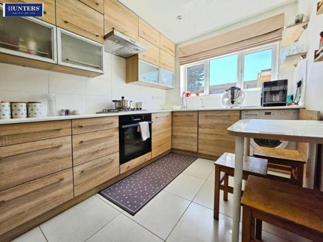 3 Bedroom Detached House