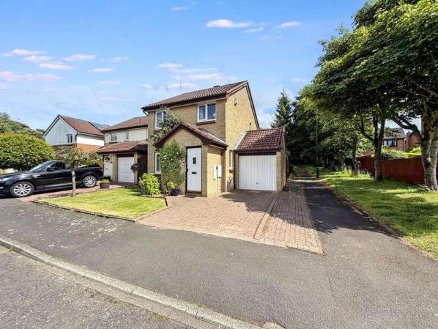 3 Bedroom Detached House