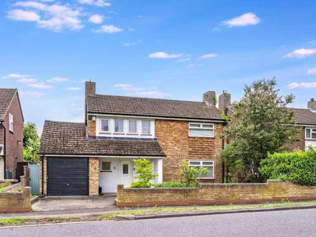 3 Bedroom Detached House