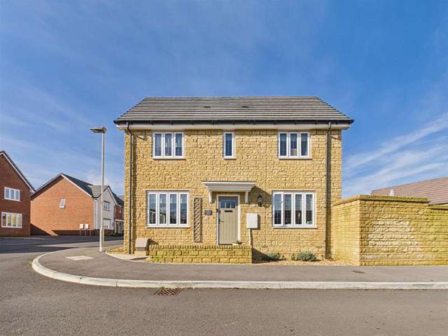 3 Bedroom Detached House
