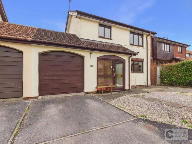 3 Bedroom Detached House