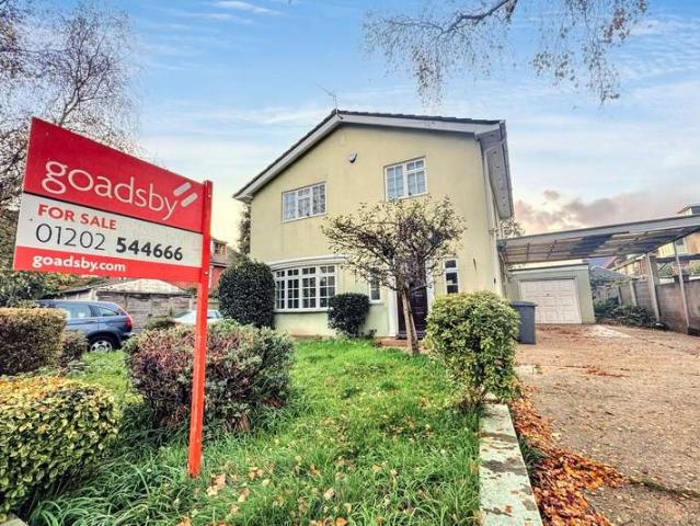 3 Bedroom Detached House