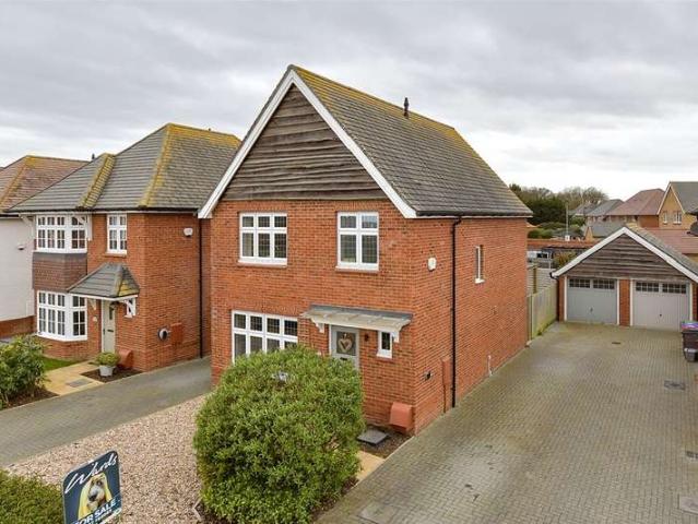 3 Bedroom Detached House