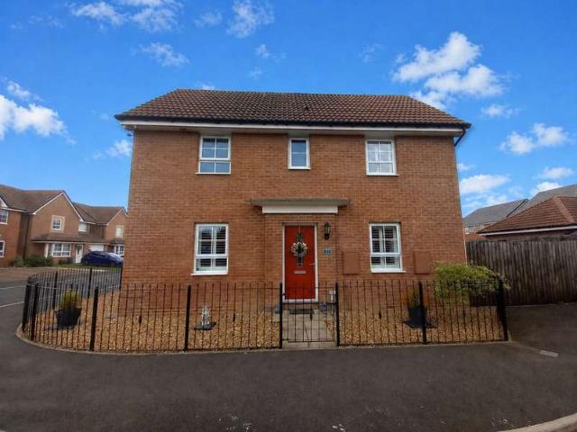 3 Bedroom Detached House