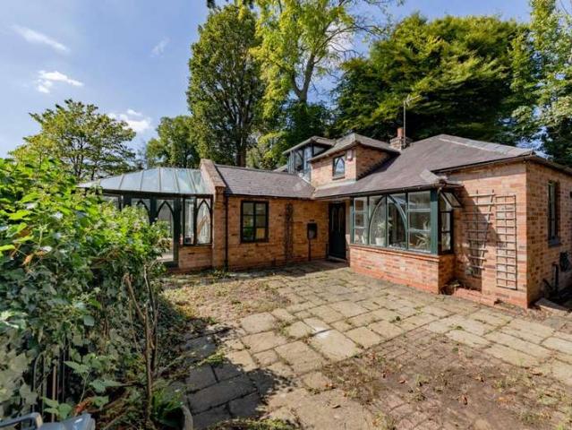3 Bedroom Detached House
