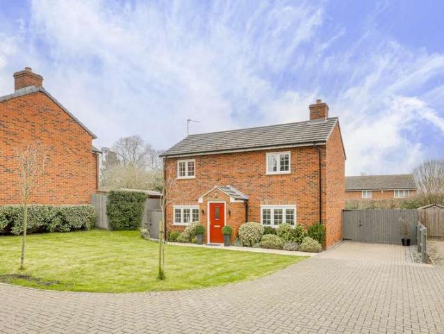3 Bedroom Detached House