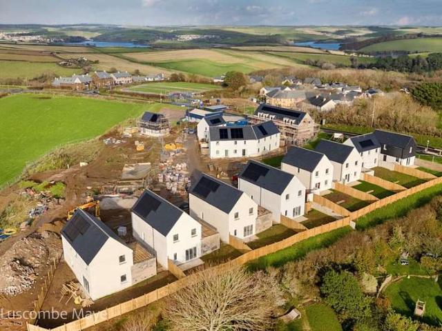 3 Bedroom Detached House