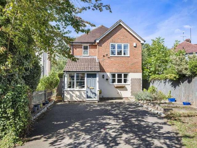 3 Bedroom Detached House