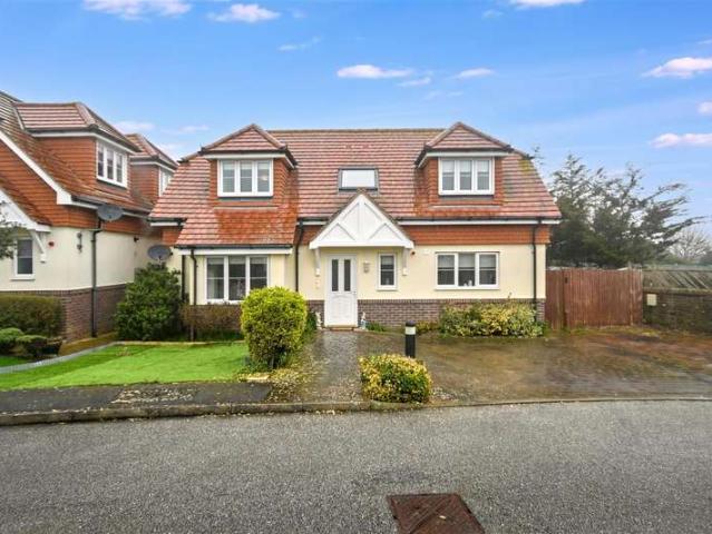 3 Bedroom Detached House