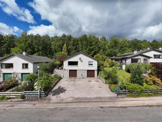 3 Bedroom Detached House